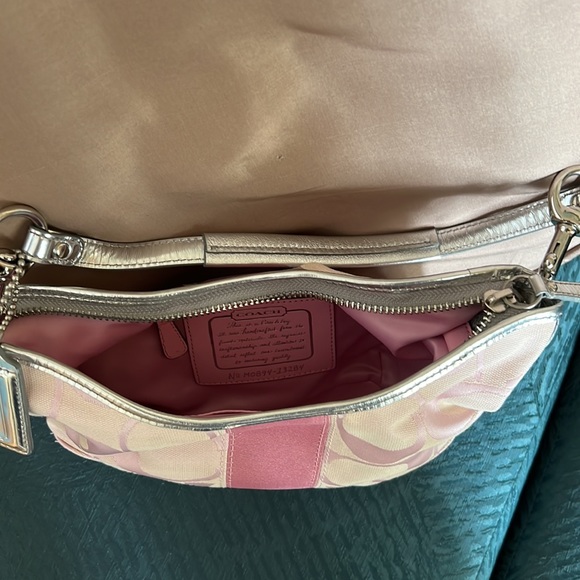 Coach | Bags | Coach Crescent Moon Shaped Shoulder Purse Pink And ...